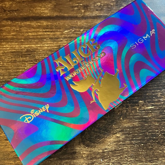 Sigma Beauty | Makeup | Sigma Beauty X Disneys Alice In Wonderland ...
